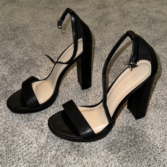 Wild Diva | Shoes | Wild Diva Lounge Heels Size 8 | Poshmark